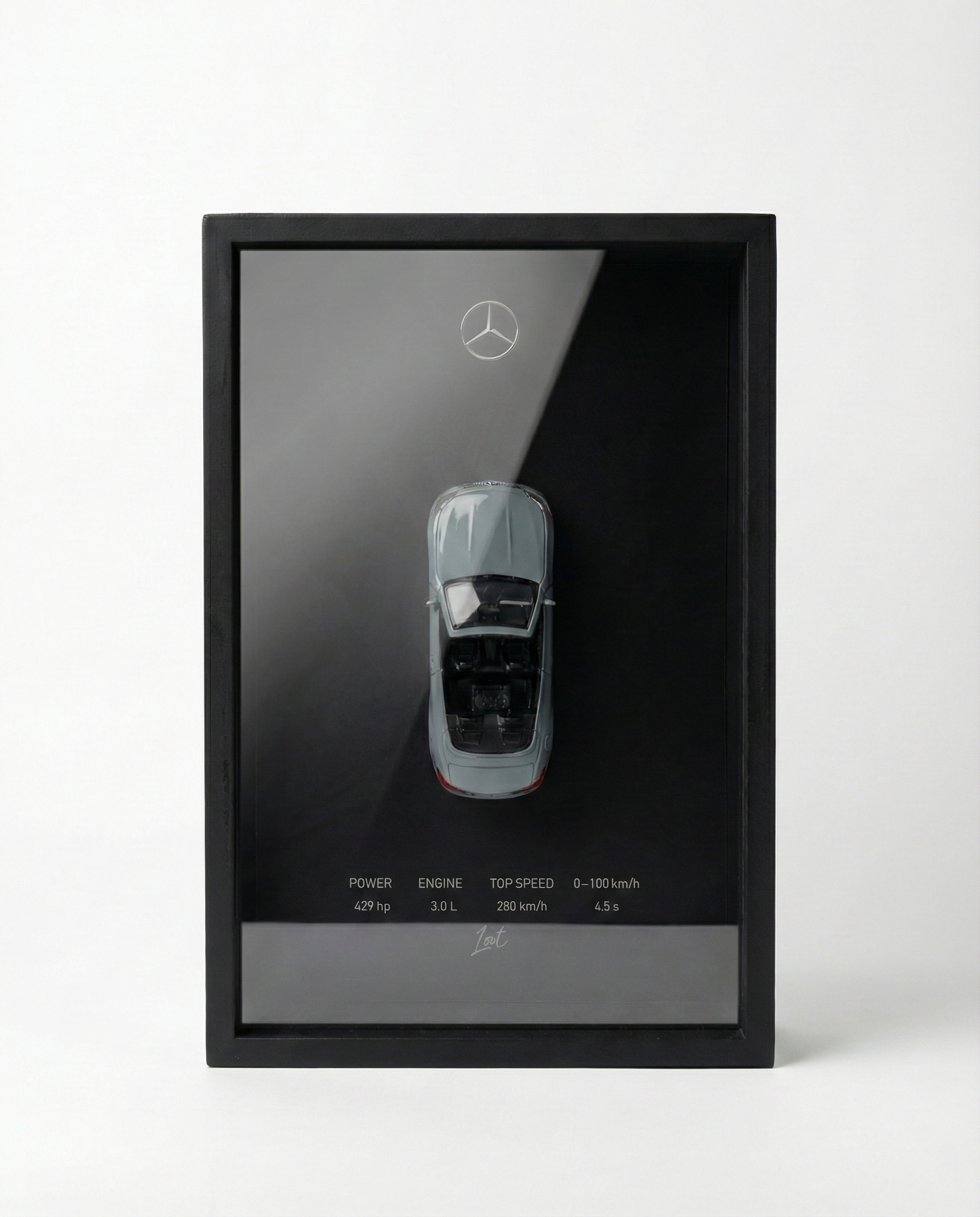 Mercedes Benz Frame – Loot
